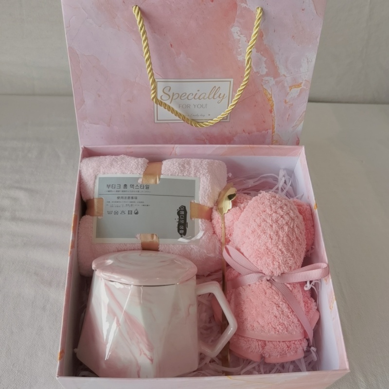 birthday gift festival present woman surprise gift box christmas gift ...