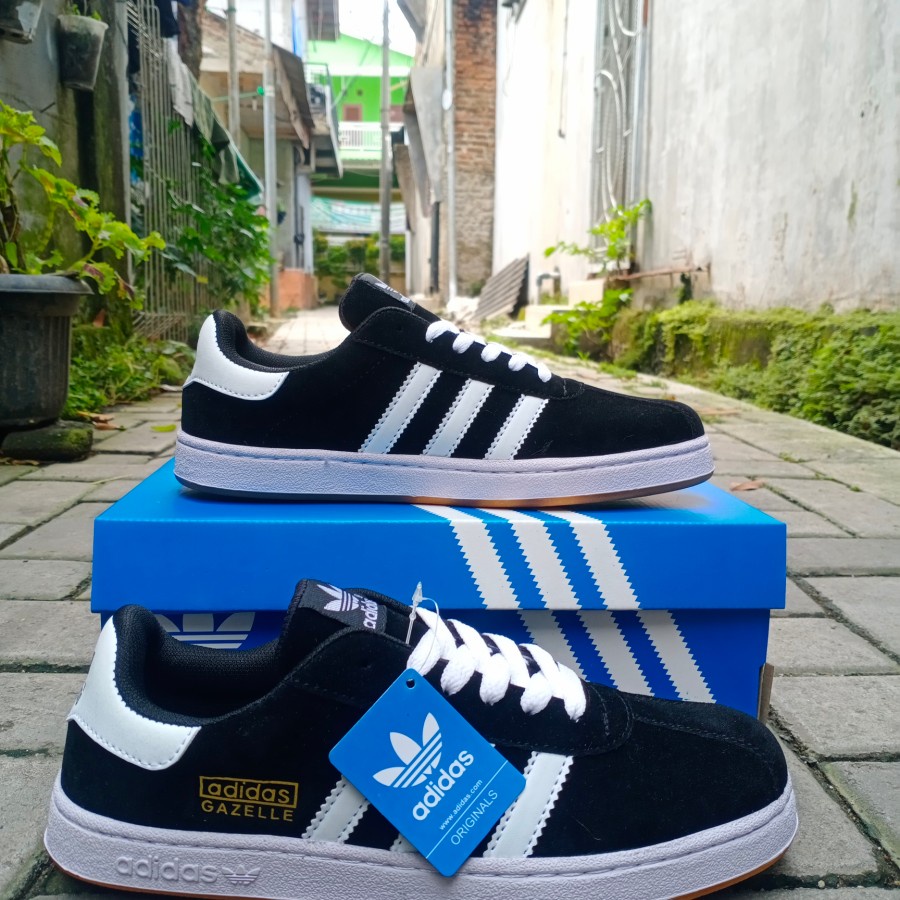 adidas neo city racer - Prices and Promotions - Feb 2023 | Shopee Malaysia