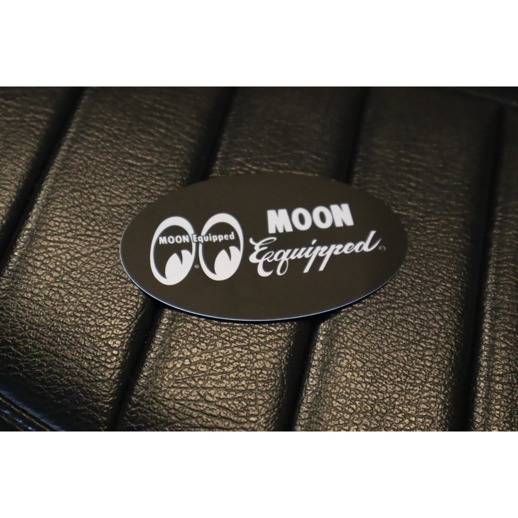 Mooneyes Moon Equipped Oval Sticker | Shopee Malaysia