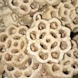 KUIH GOYANG / KUIH ROS / KUIH GOYANG BIJAN / KUIH BUNGA ROS | Shopee ...