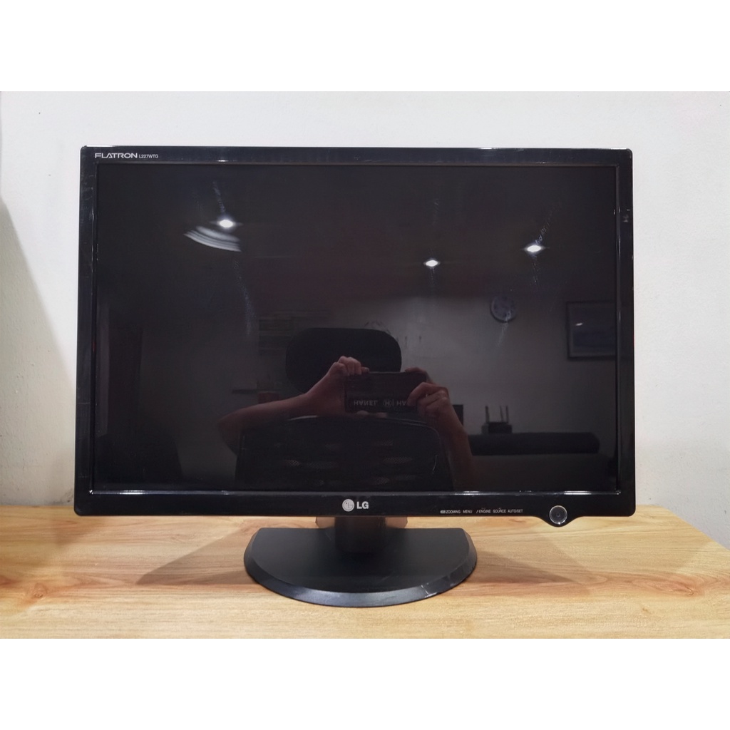 Monitor LG FLATRON L227WTG Black 22"inch Resolution 1920 x 1080 used | Shopee Malaysia
