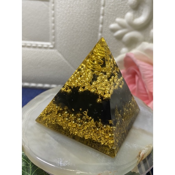 Beautiful Organite Black obsidian with gold metal foil pyramid deco ...