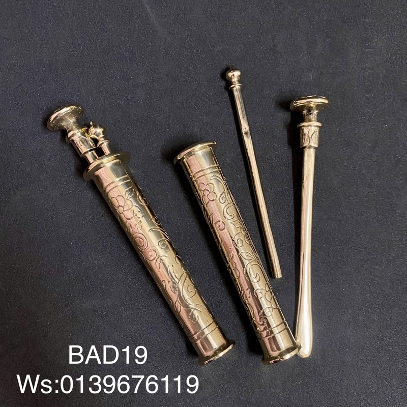 Gobek/Pelumat Sireh Tembaga Ukir Motif Flora Buatan Terengganu | Shopee ...