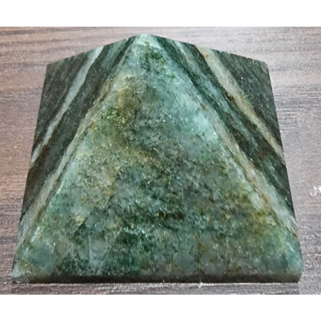 Energized Green Jade Pyramid Reiki Healing Crystal Pyramid Chakra Healing Stones Jade Stone ...