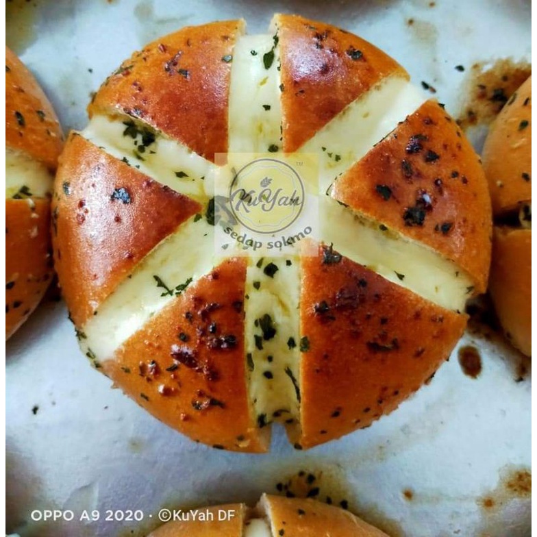Roti Korea cheese garlic | Shopee Malaysia